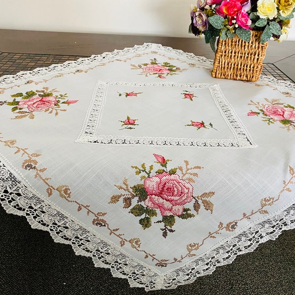 Square Table Topper - Etsy