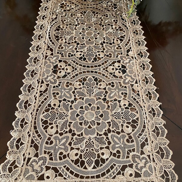 Lace Table Runner - Etsy