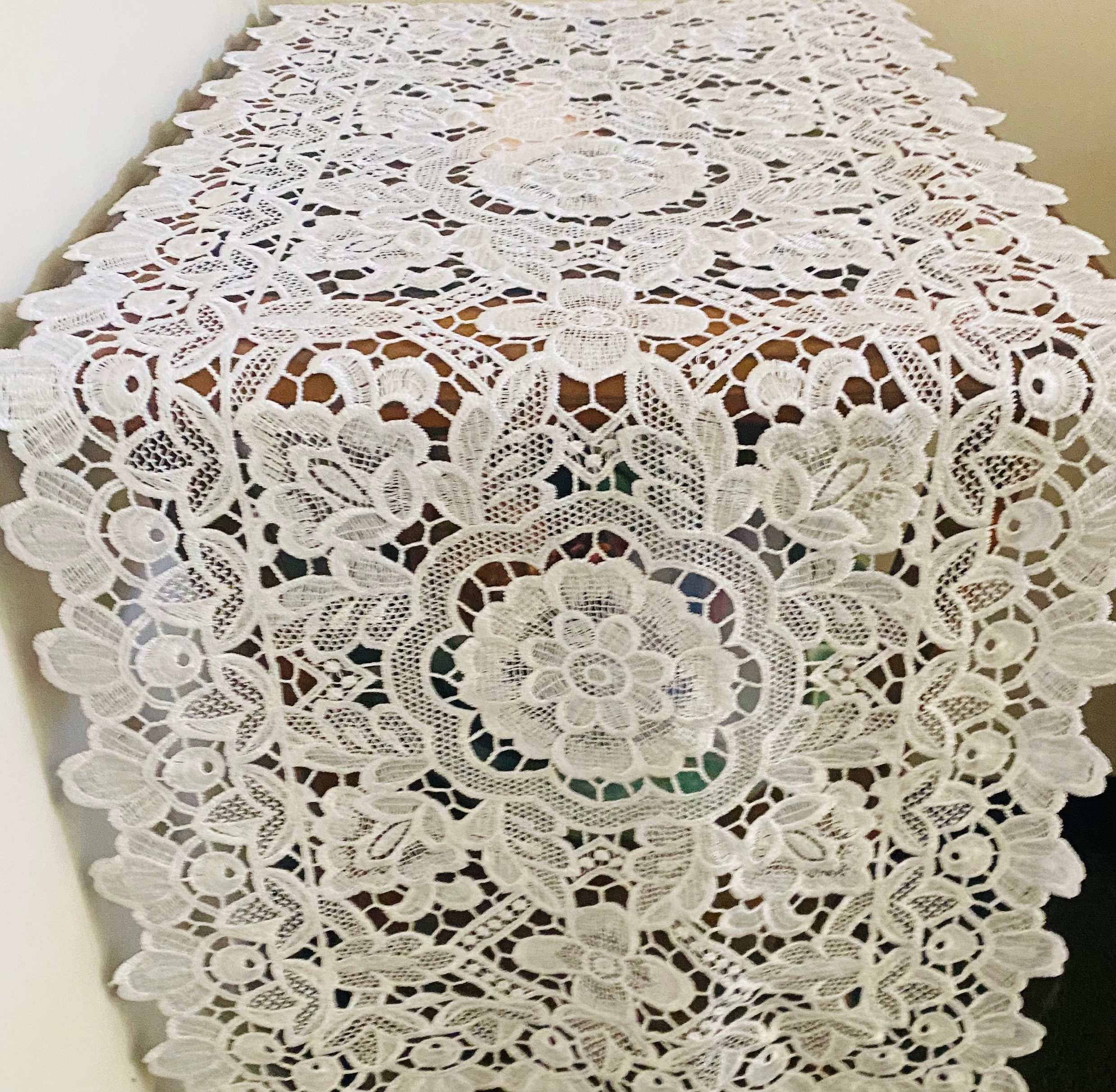 A&MT Elegant Floral Vintage Venice Lace Embroidered Linen | Etsy