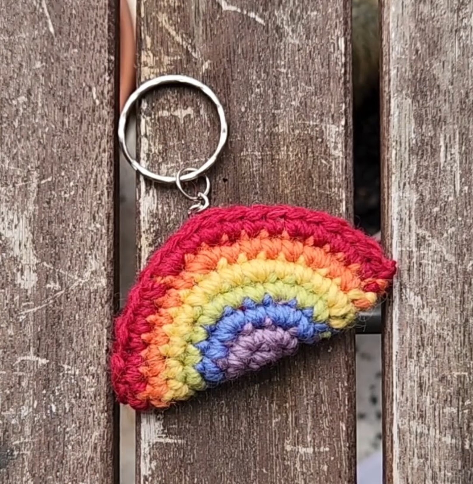 Crochet Pattern | Rainbow Keyring | Beginner Friendly | PDF File - Etsy