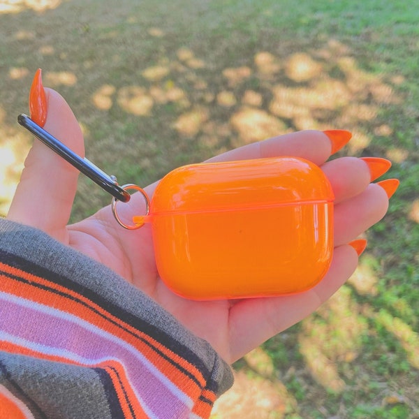 Silicone Airpod Case With Keychain - Etsy