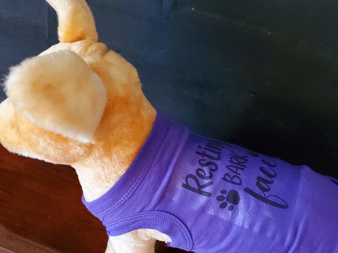 Buy Resting Bark Face Dog T-shirt Small Online in India - Etsy