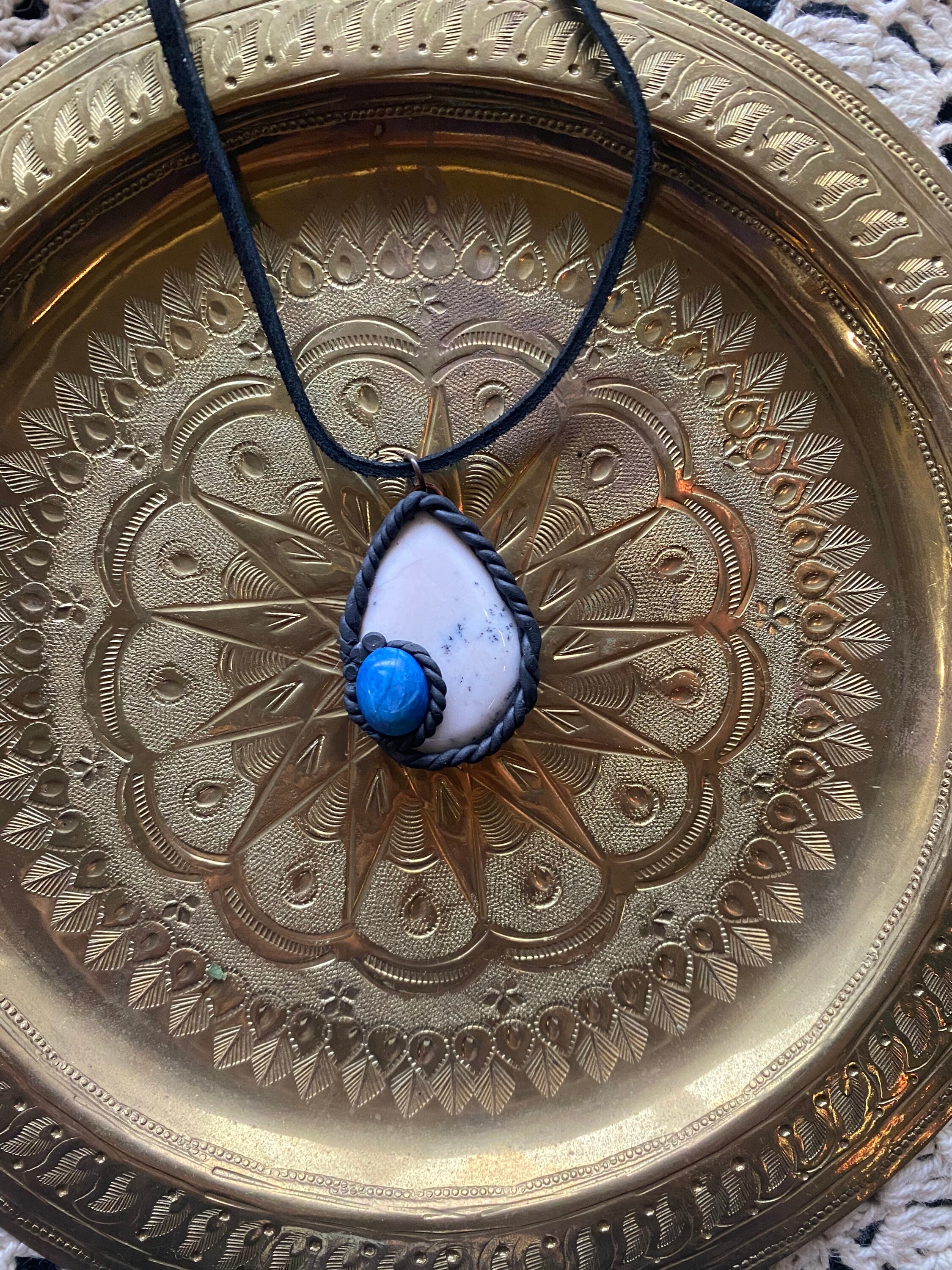 Oracles Eye // Polymer Clay Crystal Pendant - Etsy