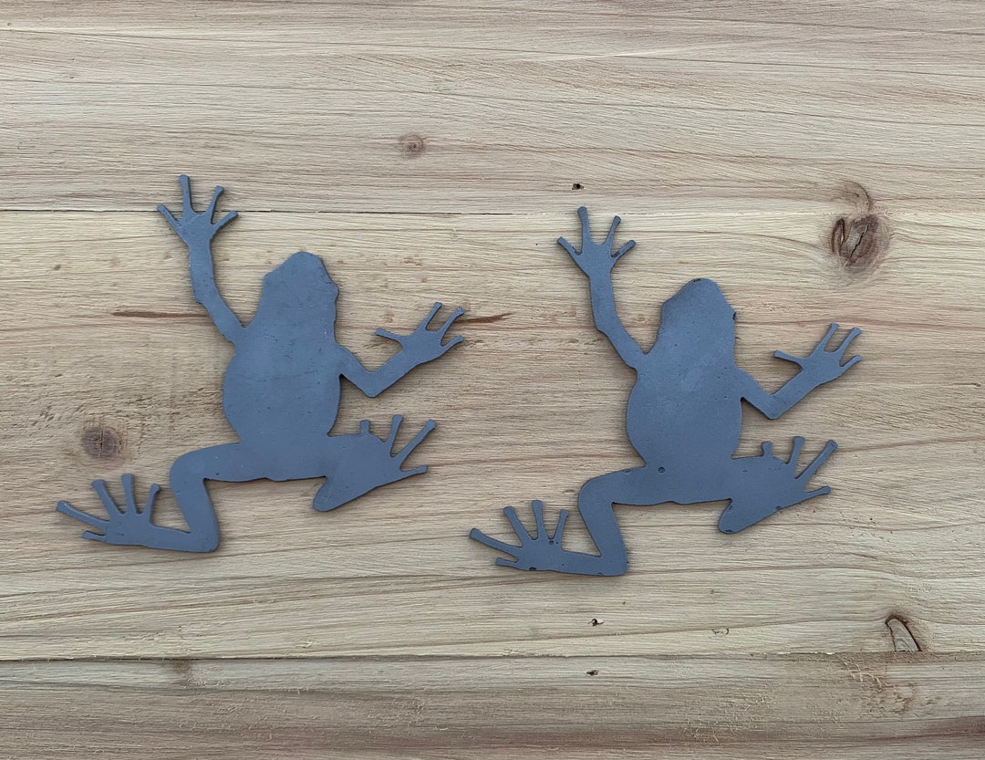 Lot Set of 2 Climbing Tree Frog 5 Inch Rough Rusty Metal Steel Garden ...