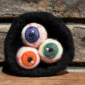 Eyeballs Halloween Three Creepy Eyeballs in a Black Nest Decoration ...