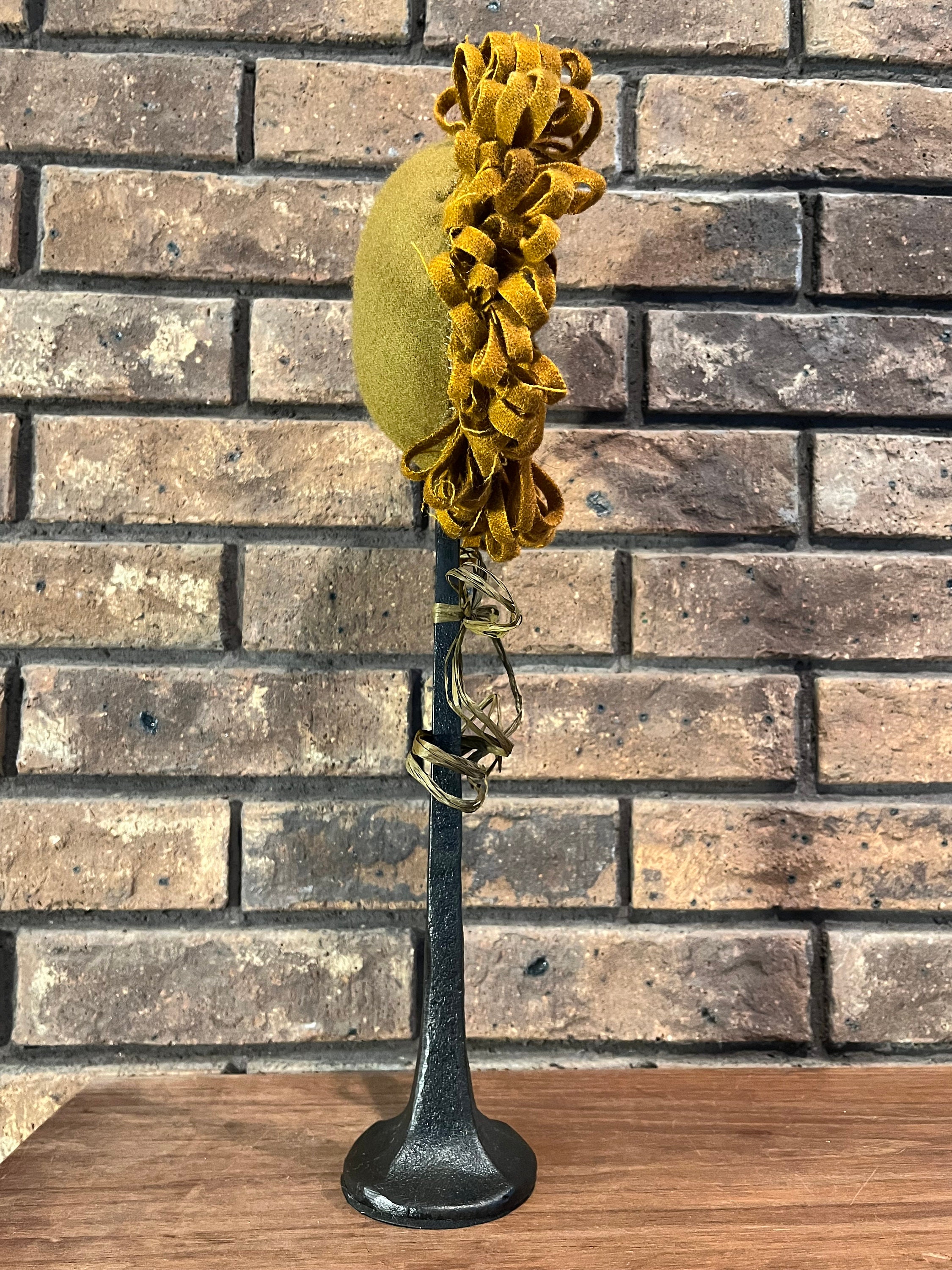 Sunflower on Black Metal Pedestal Candlestick Rug Hooked Wool Primitive ...