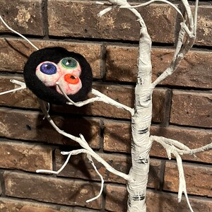 Eyeballs Halloween Three Creepy Eyeballs in a Black Nest Decoration ...