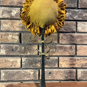 Sunflower on Black Metal Pedestal Candlestick Rug Hooked Wool Primitive ...