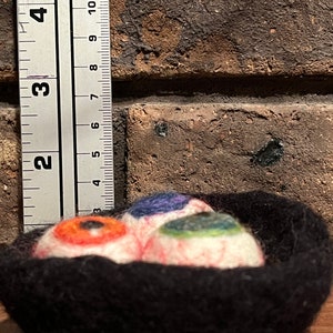 Eyeballs Halloween Three Creepy Eyeballs in a Black Nest Decoration ...