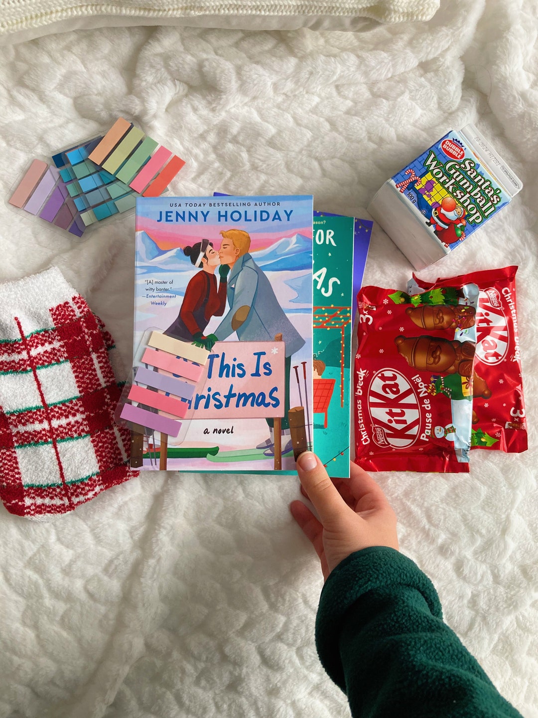 CHRISTMAS BOOK BOX Christmas Themed Book Box, Perfect Gift for ...