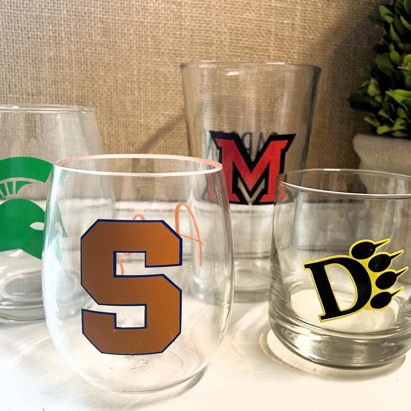 College Alumni Gifts - 60+ Gift Ideas for 2025