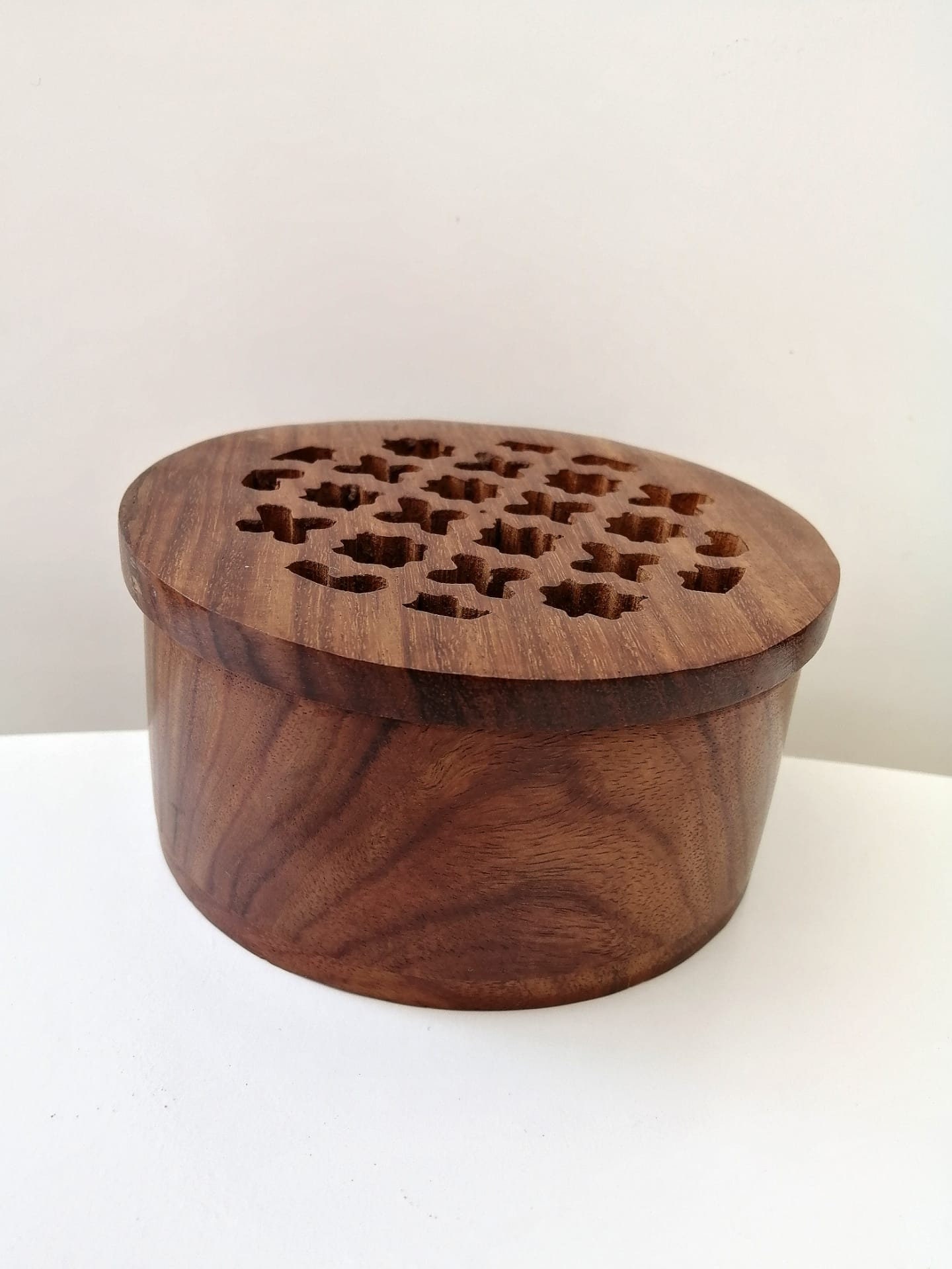 Vintage Round Wood Box With Lid Hand Carved Wood Box - Etsy