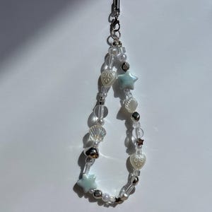 Cute Blue Pearl White Acubi Metal Clear Keychain - Silver Heart ...