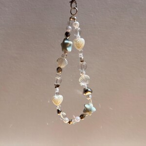 Cute Blue Pearl White Acubi Metal Clear Keychain - Silver Heart ...