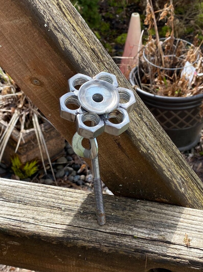 Metal Flower Welded Lawn Art - Etsy