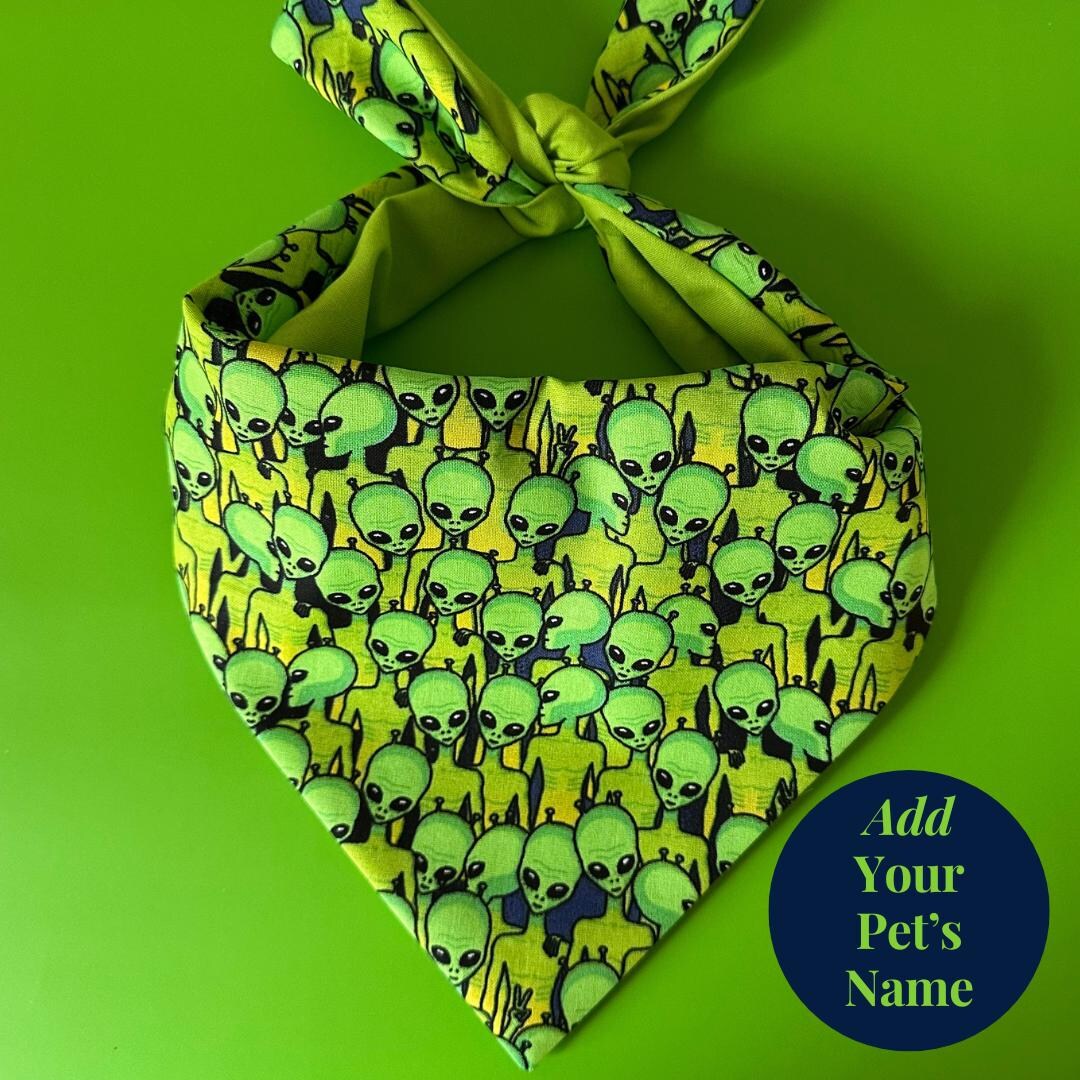 Alien Dog Bandana Funny Space Martian Pet Scarf Neon Extraterrestrial ...