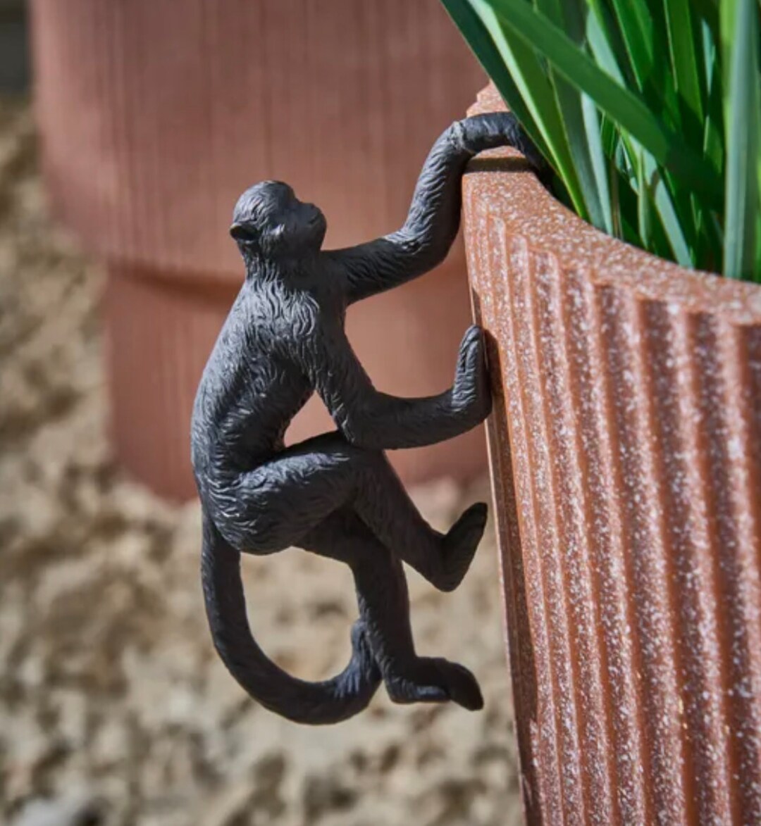 Pot Buddies Monkey Pot Garden Plant Pot Hanger Hanging Decorative ...