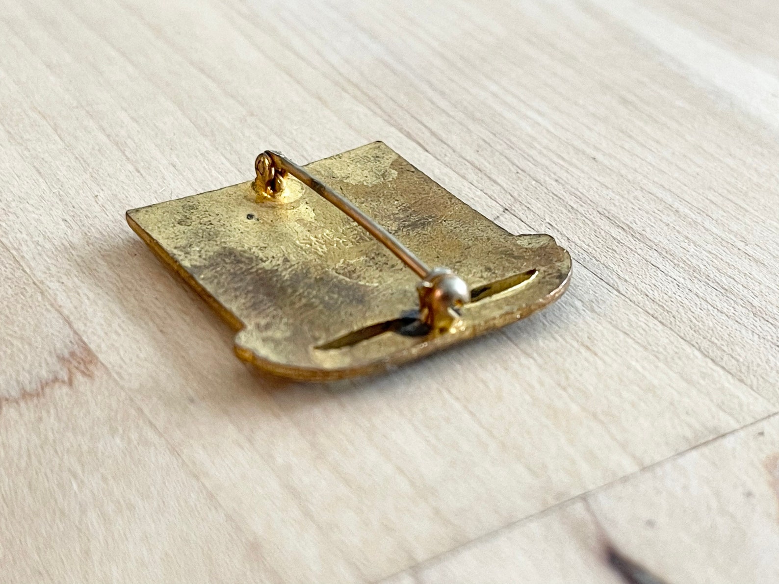 WWII US Army 1st Chemical Battalion DUI Unit Crest Insignia Lanakila O ...