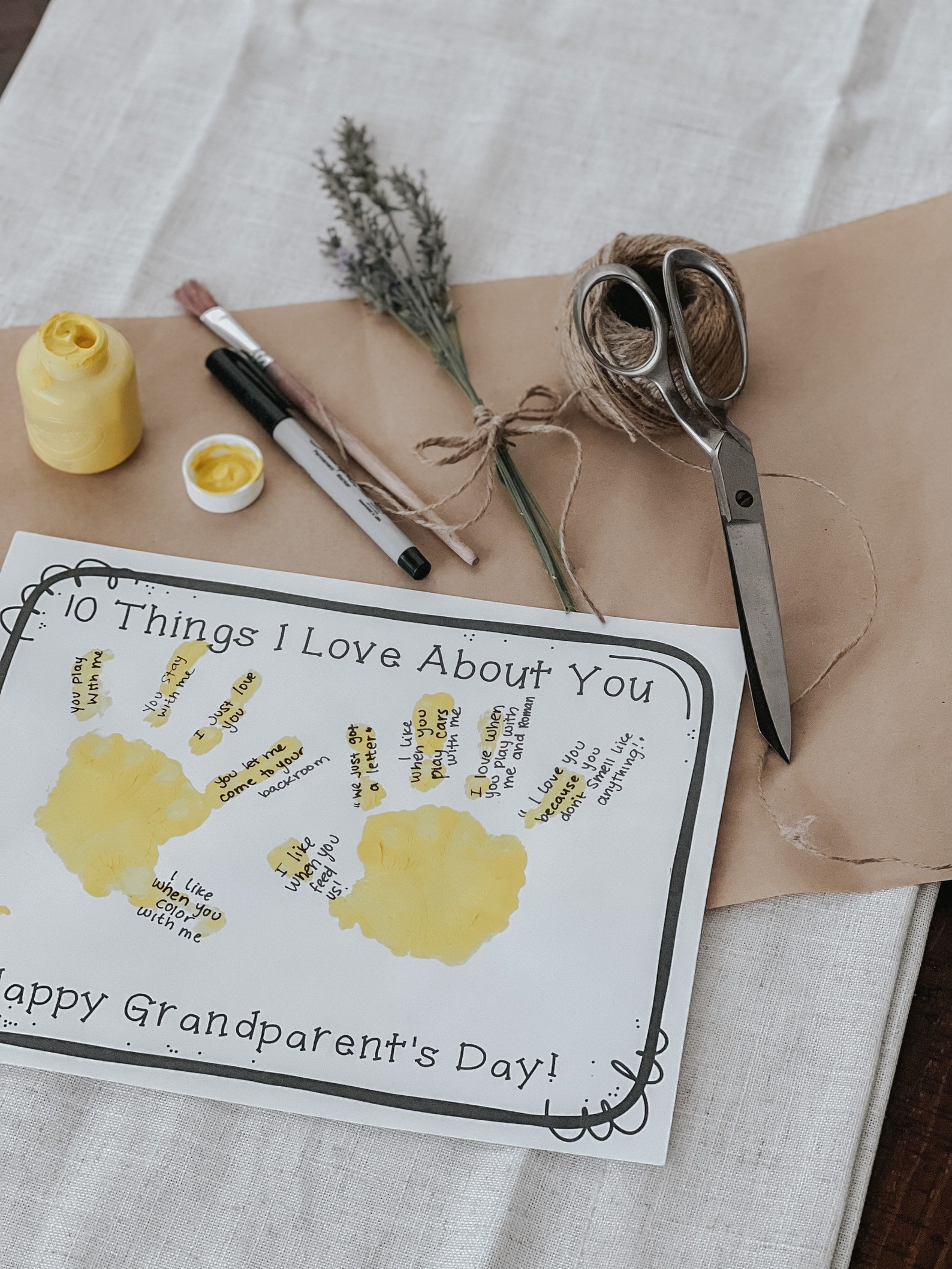 Grandparent's Day Craft - Easy Grandparent's Day Card - Grandparent's ...