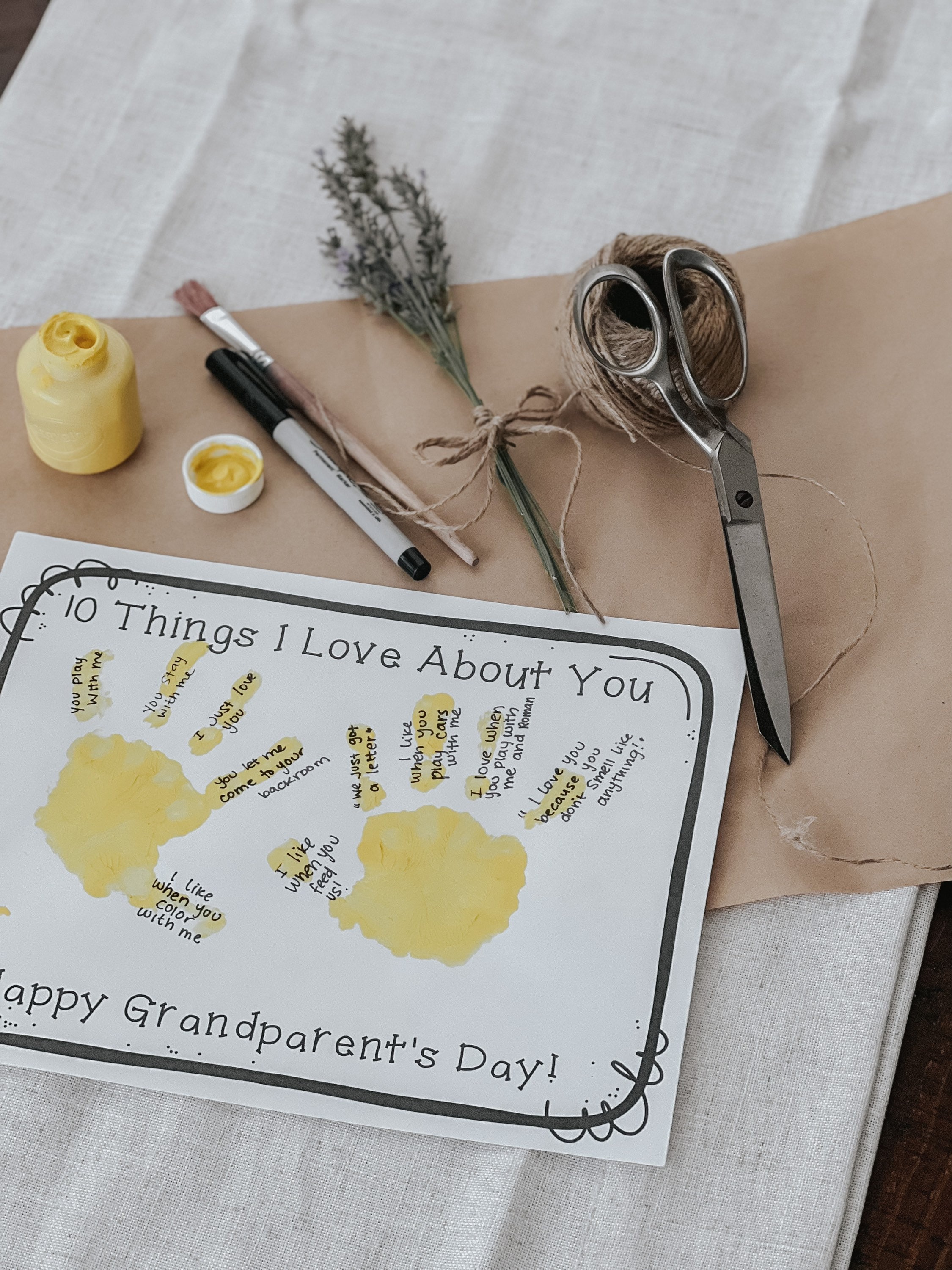 Grandparent's Day Craft - Easy Grandparent's Day Card - Grandparent's ...
