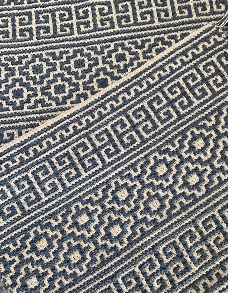 Greek Key Mosaic Crochet Placemat & Table Runner Pattern – Calypso - Etsy