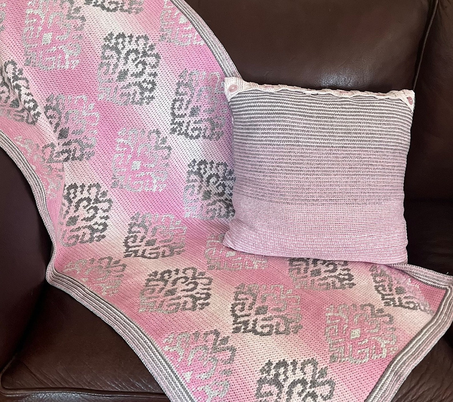 Overlay Mosaic Crochet Pattern Vivien Damask Blanket Throw Afghan ...