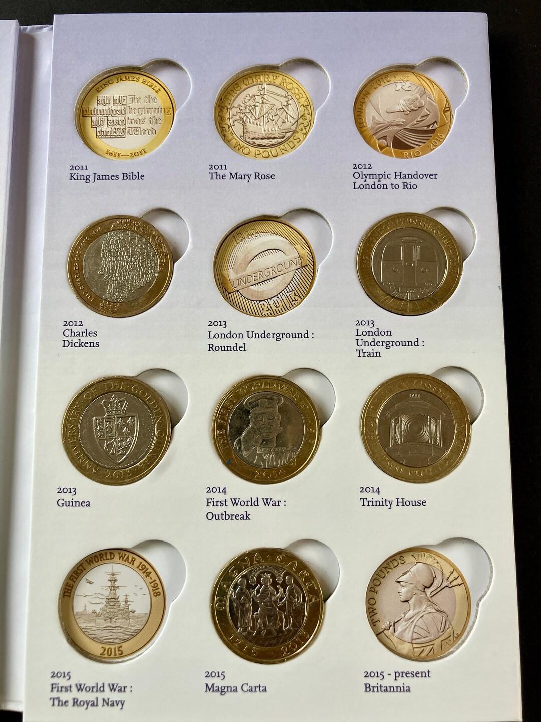 Two Pounds Collectible Coins, Great British Coin Hunt Book With 2 Pound ...