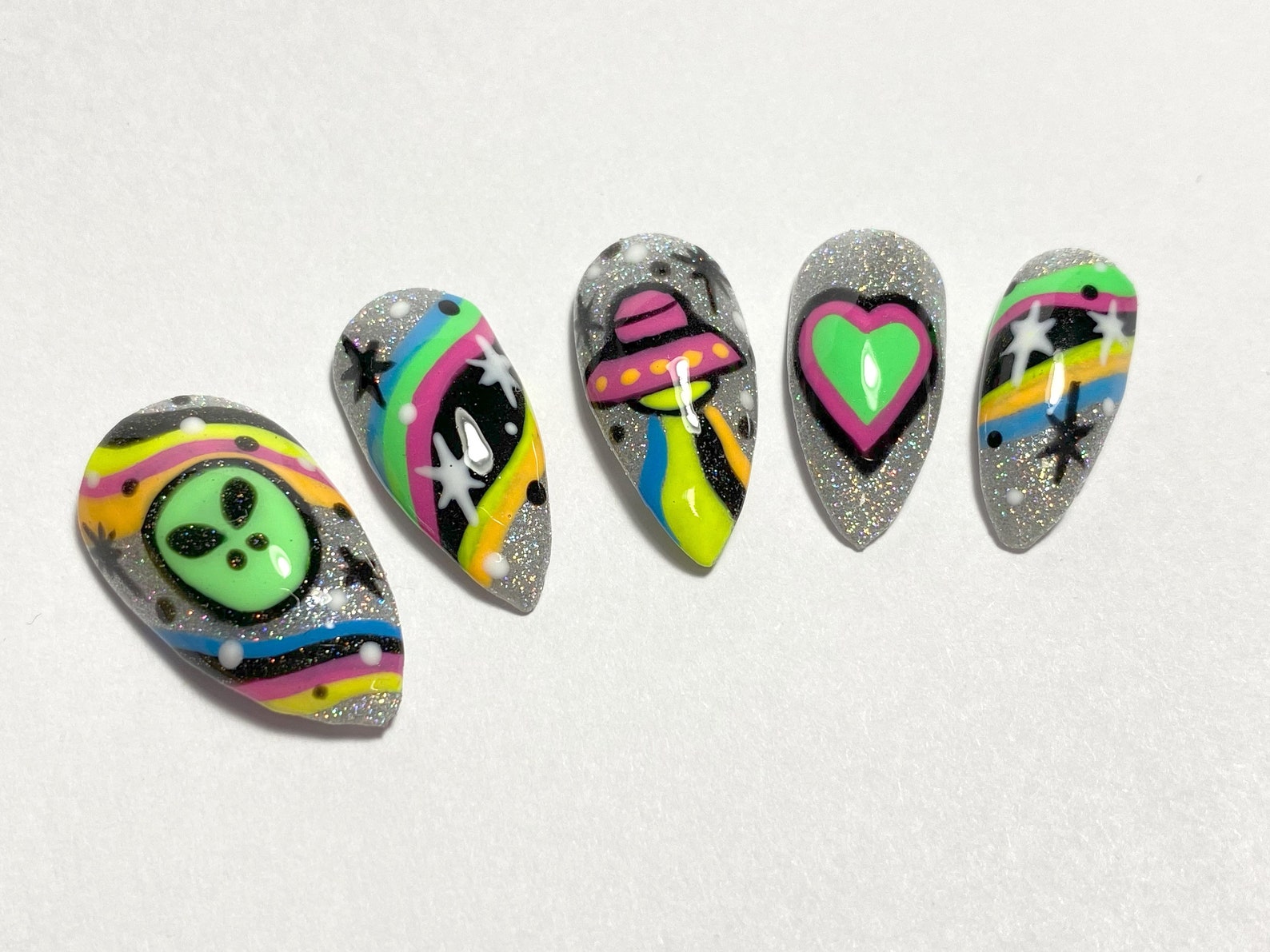 Neon Trip Press on Nails-tripping Illusion Nails-ufo Abstract Nail Art ...