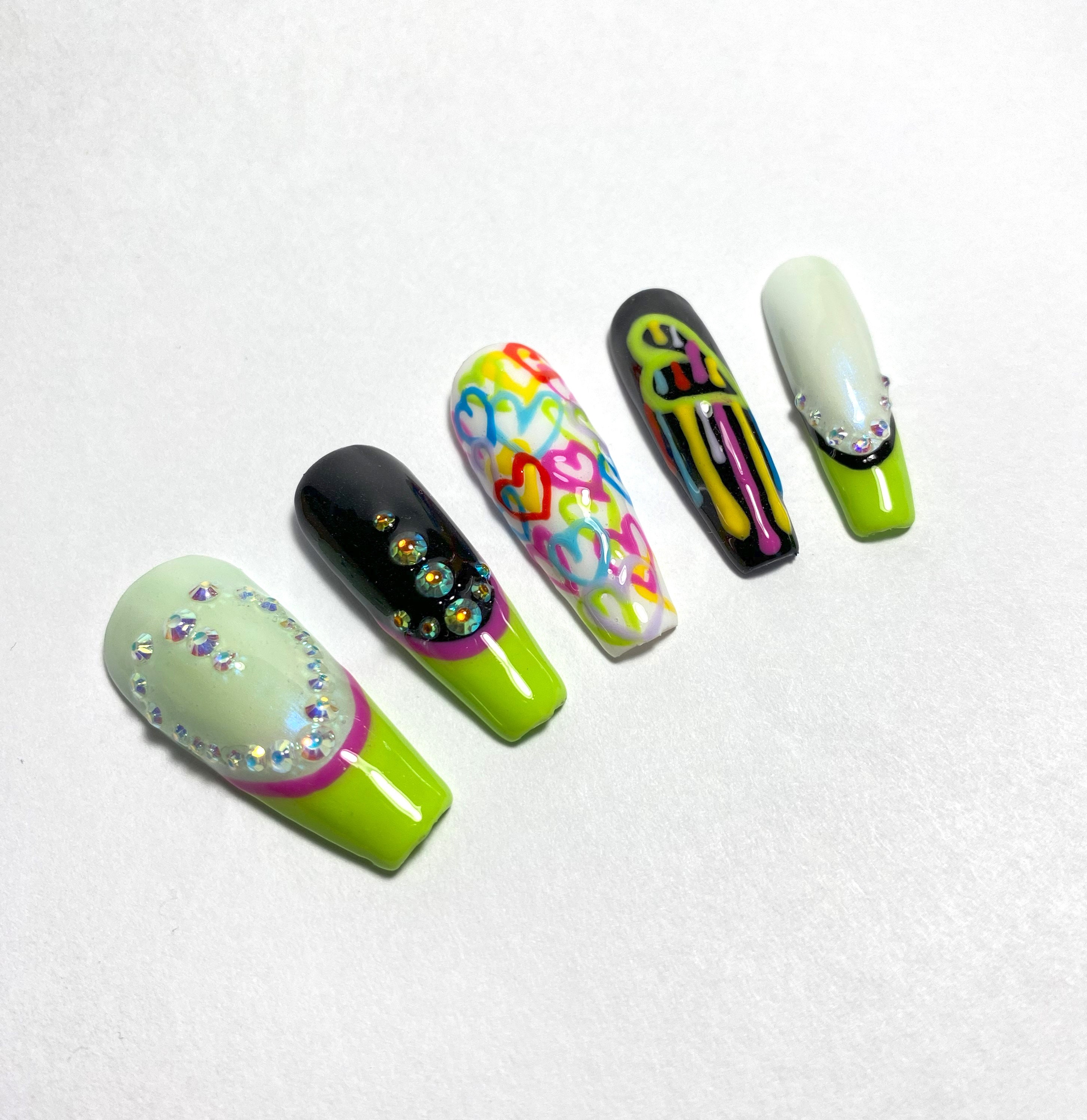 Neon Trip Press on Nails-tripping Illusion Nails-heart Nail Art-hand ...