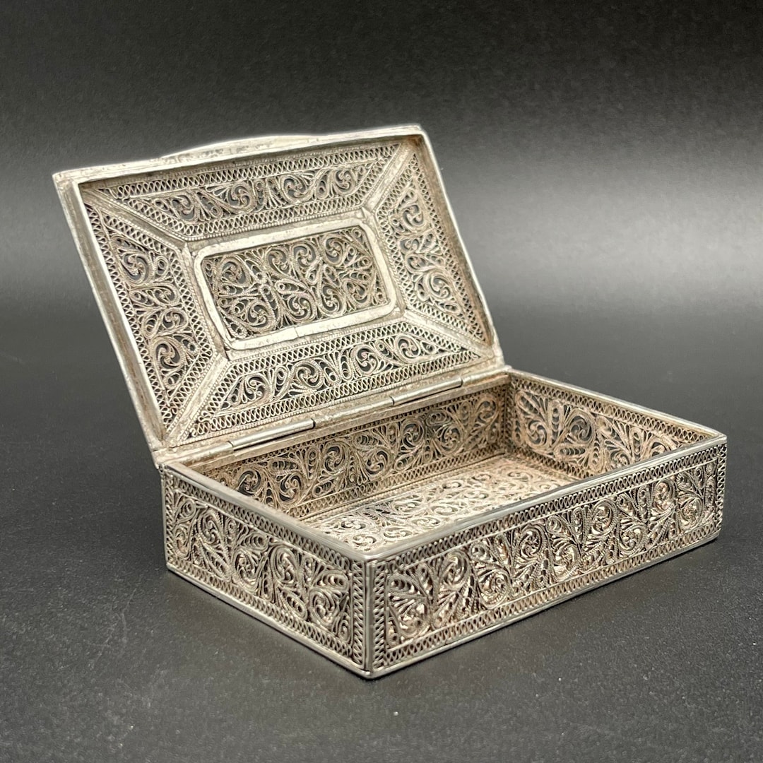 Antique 800 Silver Card Box / 800 Silver Filigree Cricket Box ...