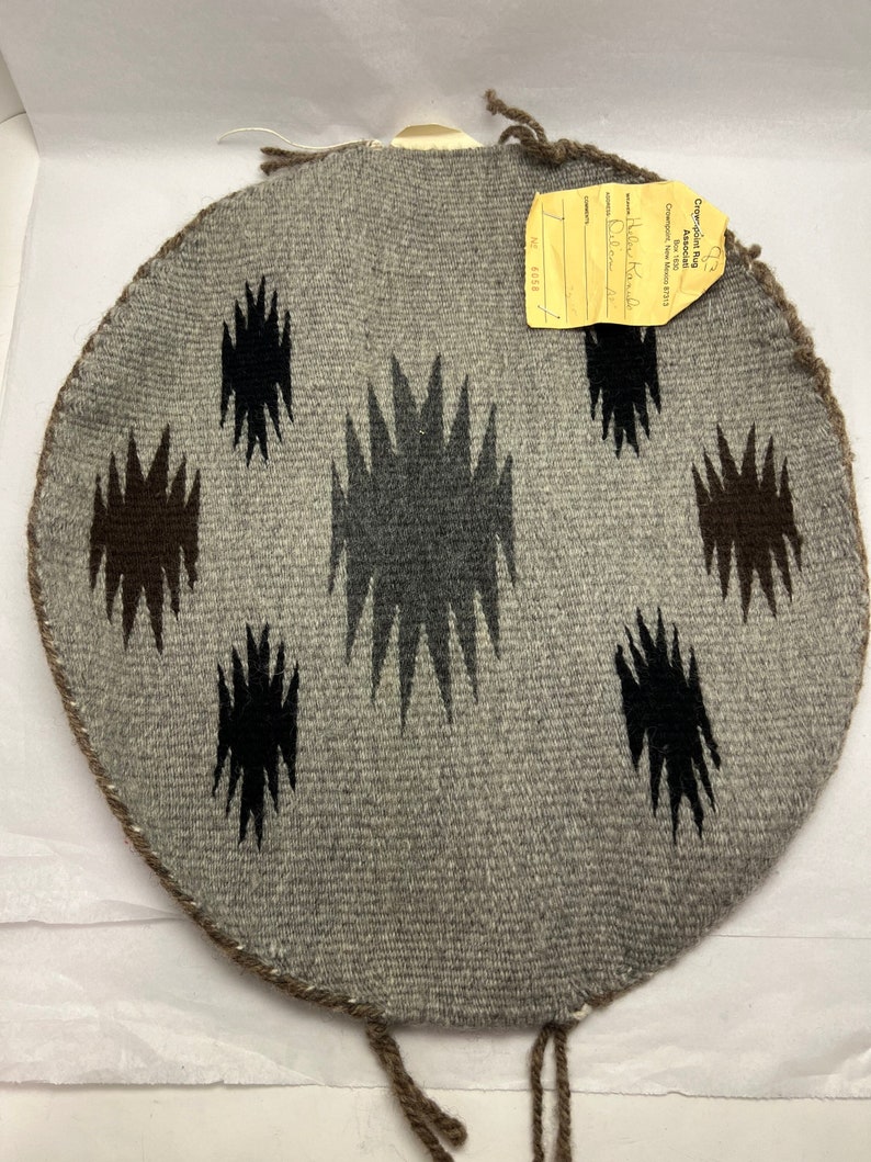 Vintage Handmade Native American Circle Rug / Theshopsinuptown / DN/DG ...