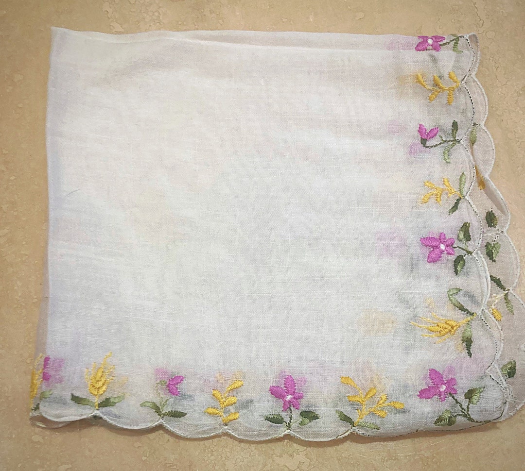 Hand Sewn Womens’ Handkerchief With Floral Pattern #DN Theshopsinuptown ...