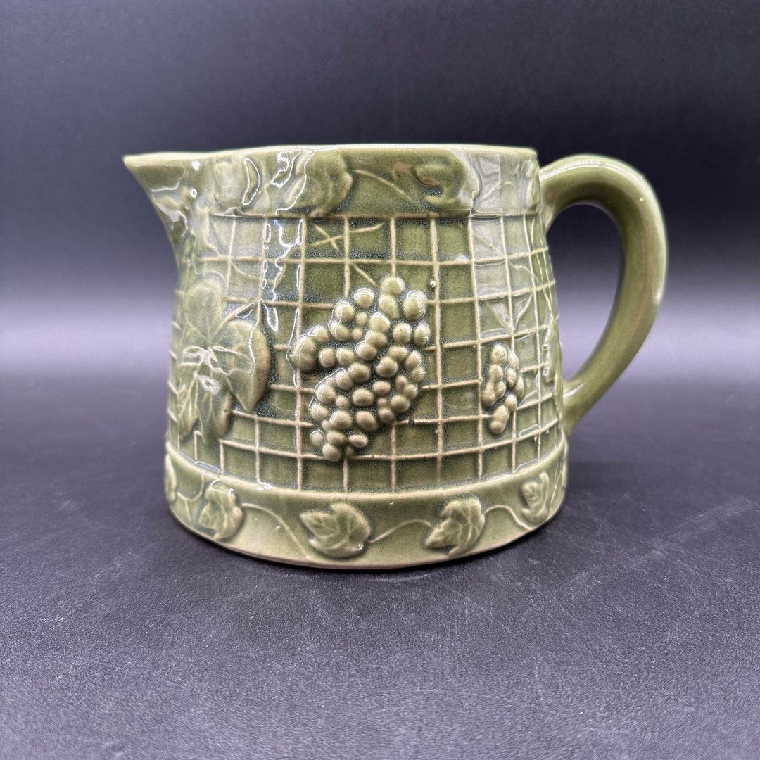 Uhl Pottery Green Grapes and Lattice Pattern Salt Glazed Pottery ...