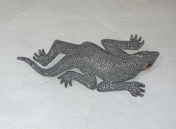 Sterling Silver Lizard Brooch / Lizard Pin With 22 Ka… - Gem