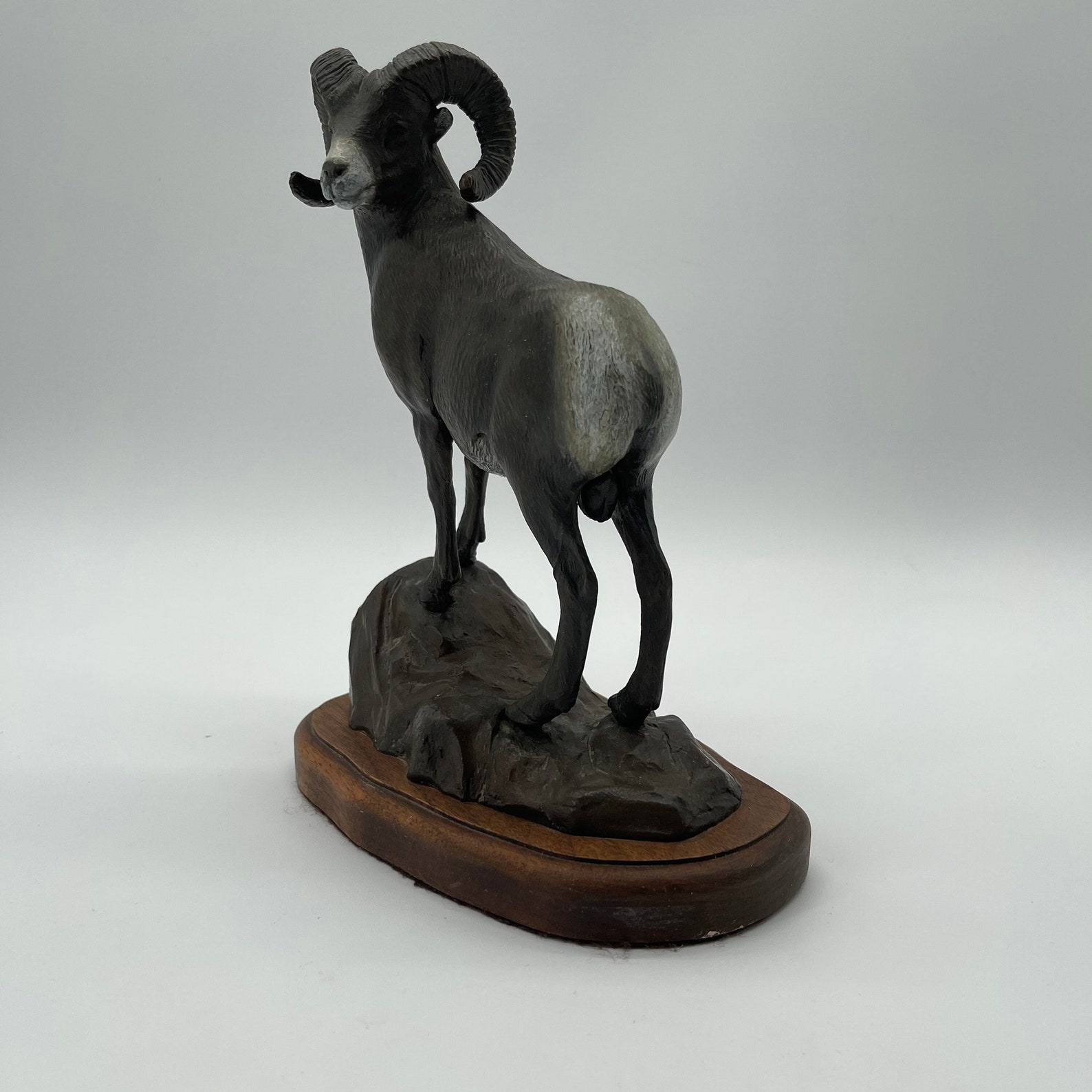 Bronze Big Horn Sheep Statue / Vintage Bronze Sculpture on Wooden Base ...