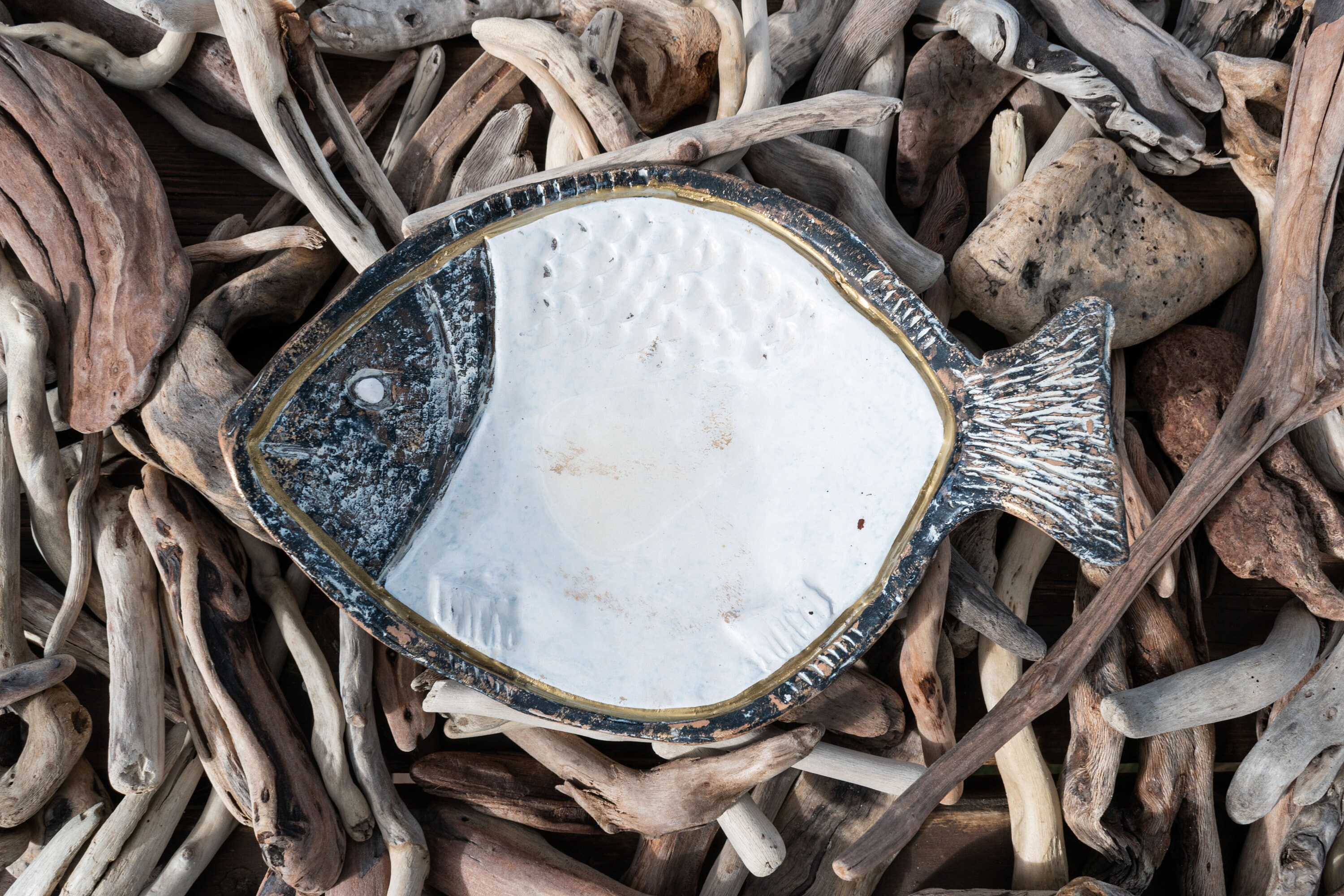 Handmade Ceramic Fish-shaped Plates in 3 Colours Table Decor - Etsy UK