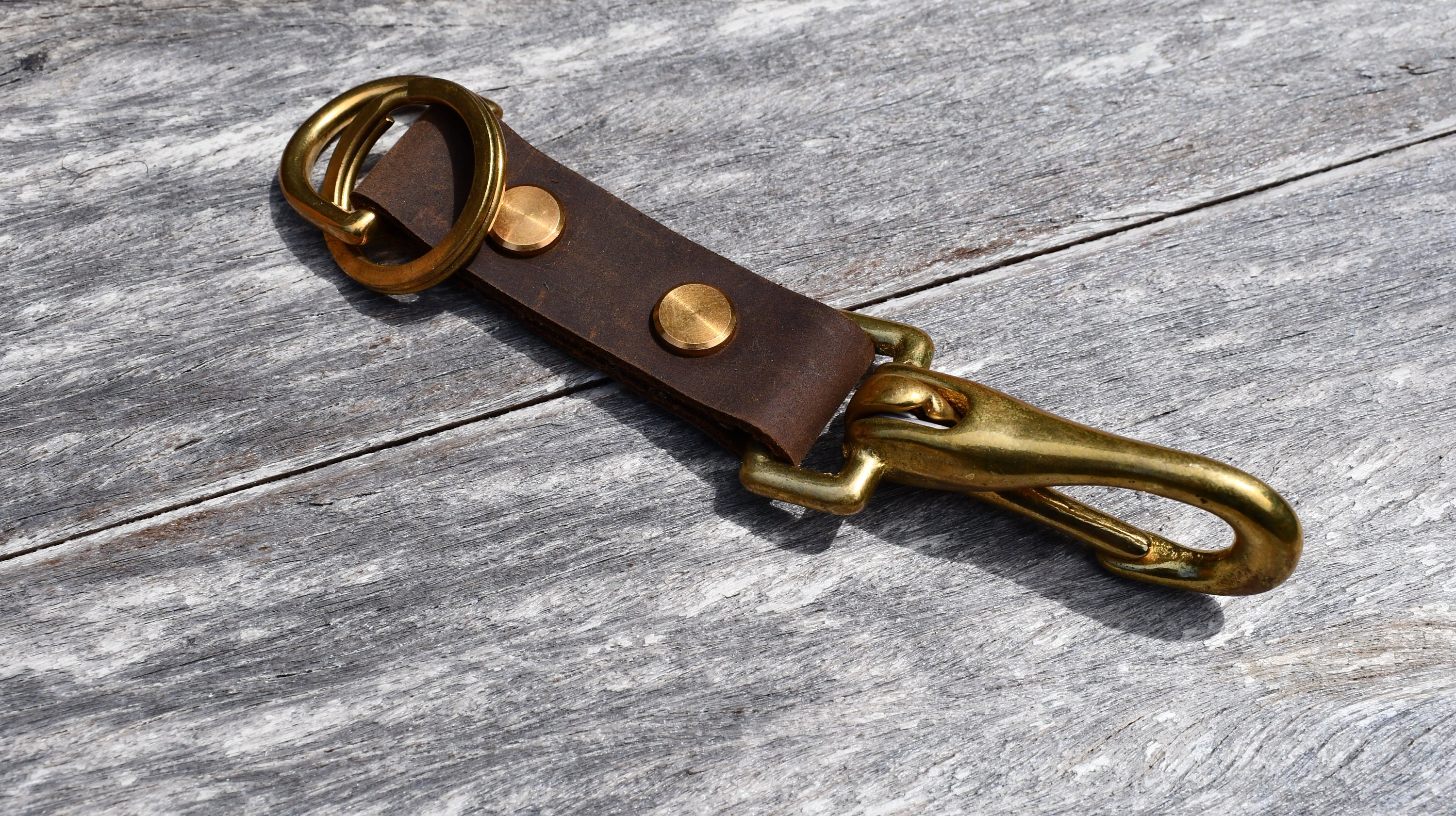 Solid brass hand made key fob - Etsy.de