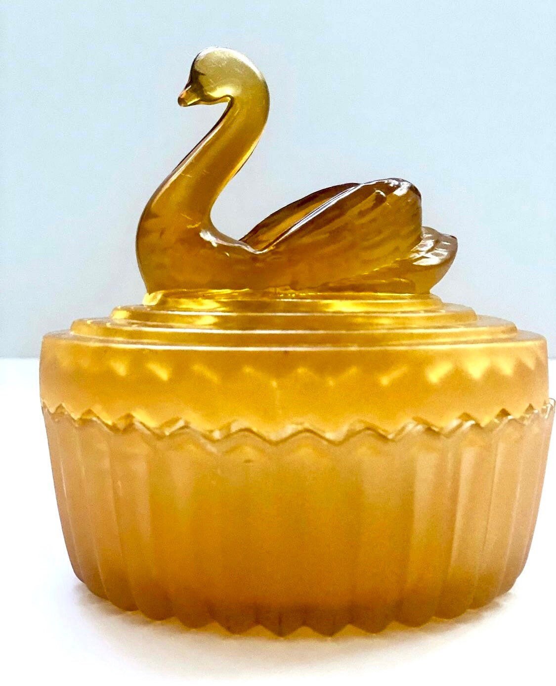 Vintage Jeannette Glass Amber Swan Trinket Jewelry Box - Etsy