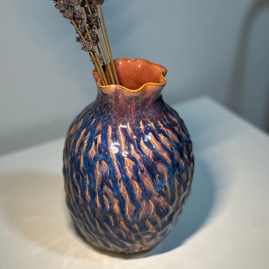 Coral Reef Textured Flower Vase | Hand-carved Medium Vase for Flowers ...