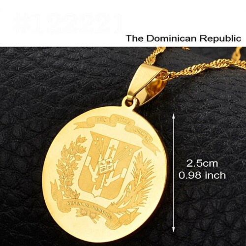 18K Gold-plated Dominican Republic Flag Map Necklace / Charmed - Etsy