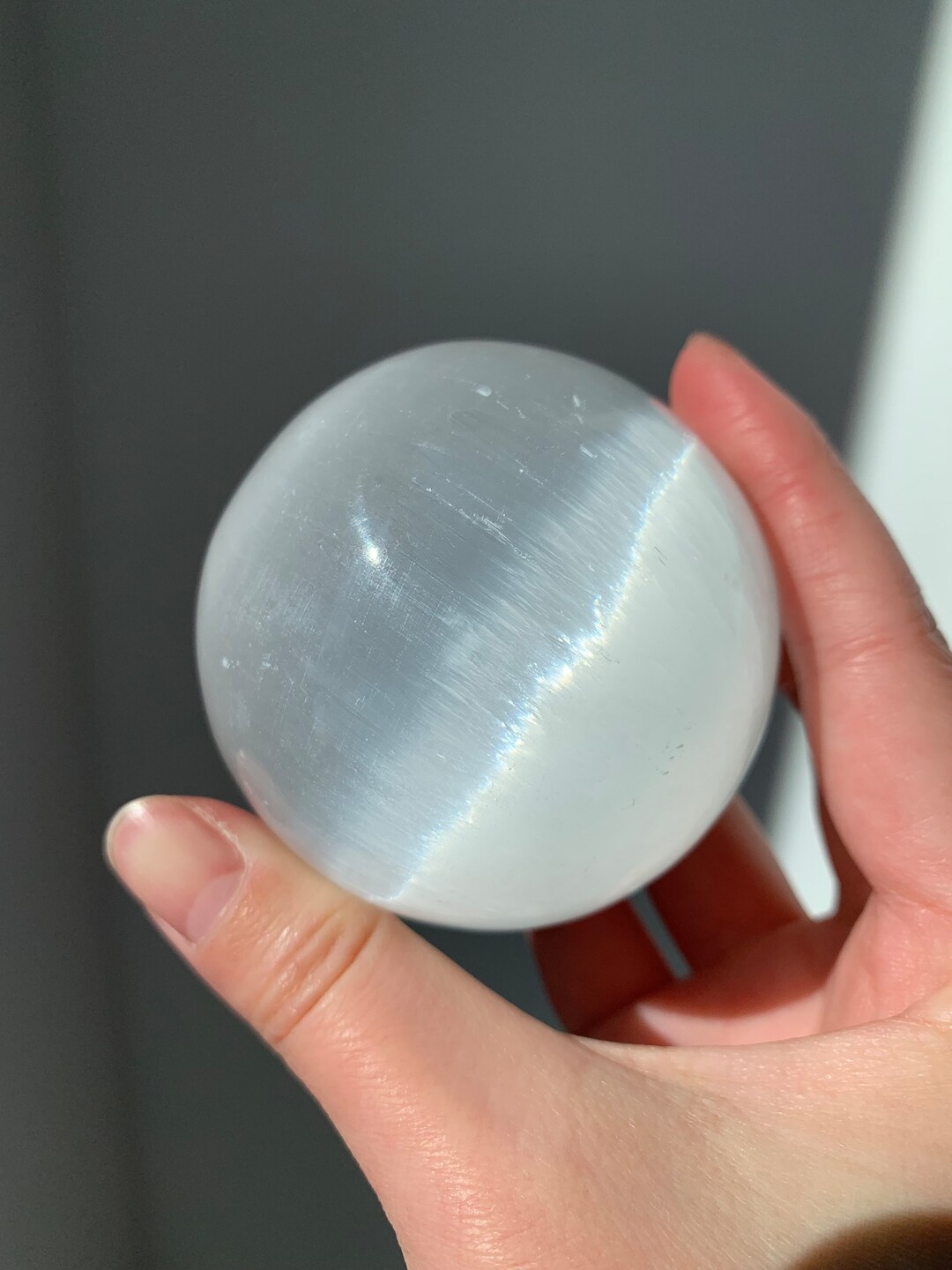 Cats Eye Effect Selenite Sphere | Translucent Selenite Sphere ...