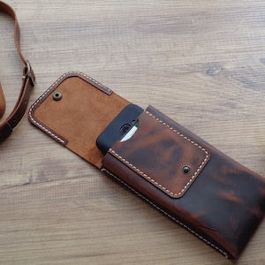 Leather 2 in 1 Phone Holster and Neck Pattern | Belt Phone Case ...