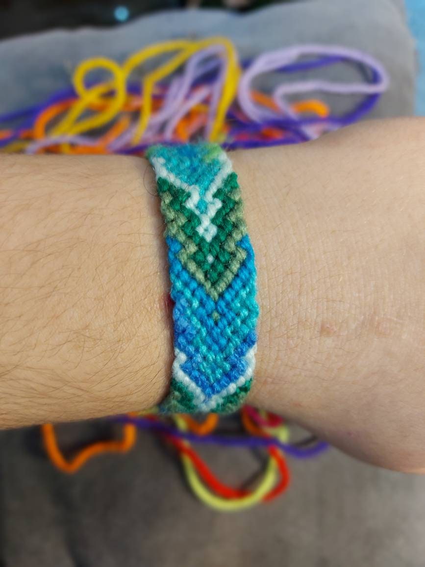 Set of three matching friendship bracelets | Etsy