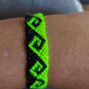 Greek Wave Knotted Friendship Bracelet - Etsy