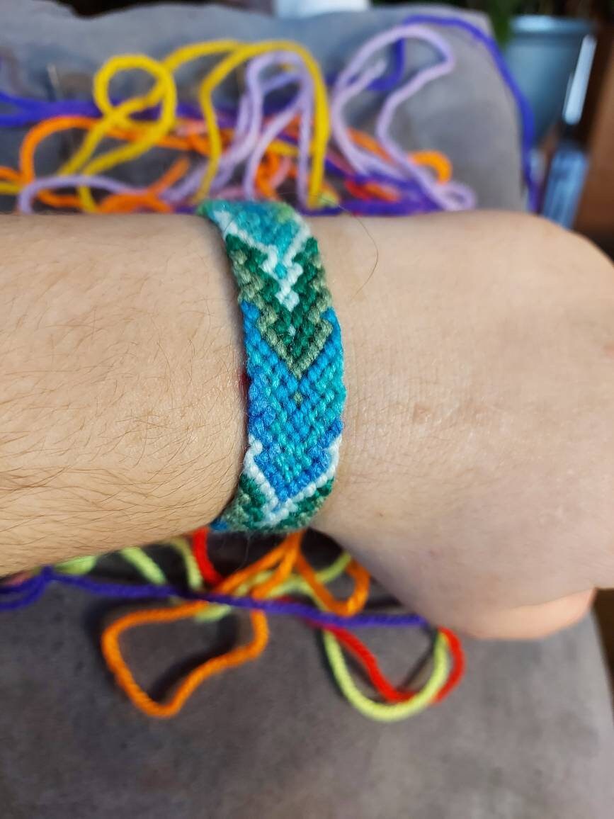 Set of three matching friendship bracelets | Etsy