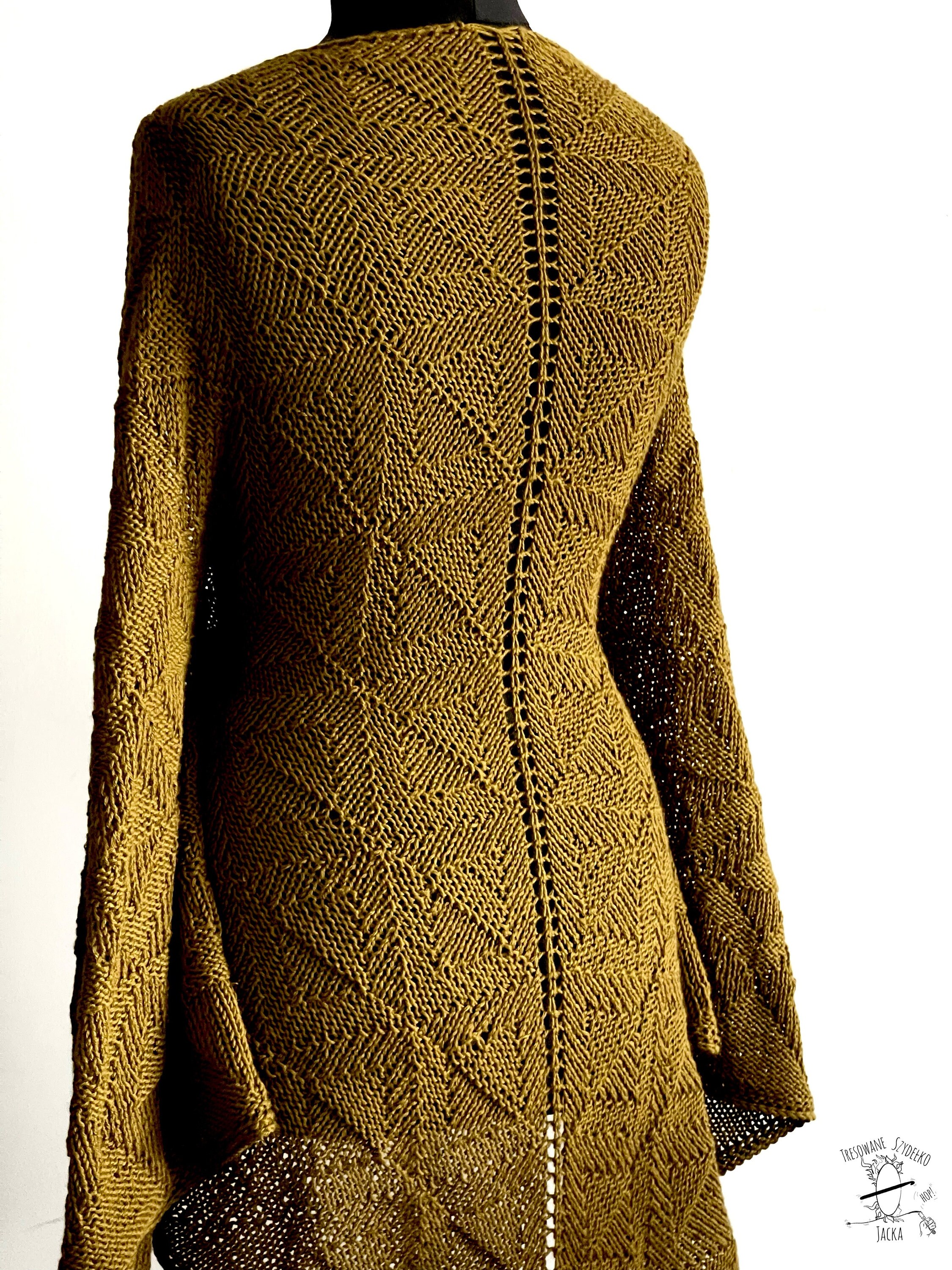 Ornella Knitted Triangle Shawl Pattern, Charted Scarf (PDF Pattern) - Etsy