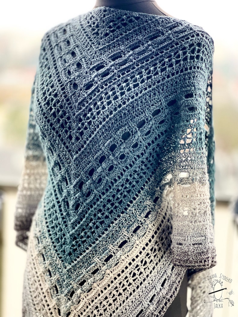 Emissa Triangle Crochet Shawl Pattern, Charted Digital Pattern (PDF) - Etsy