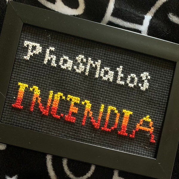 Bonnie Bennett - Etsy