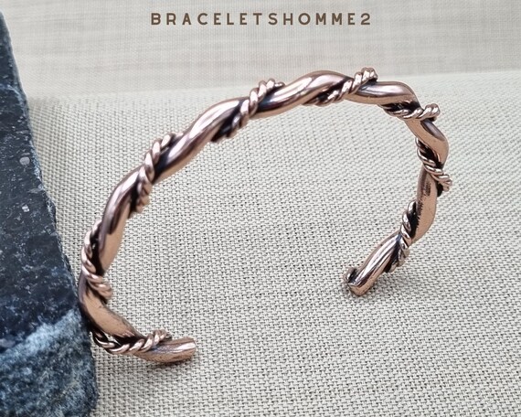 Pure jewellery bracelets store