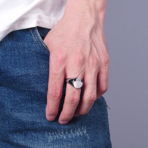 Flat Circle Signet Ring, Gold or Silver, Stainless Steel Minimalistic ...